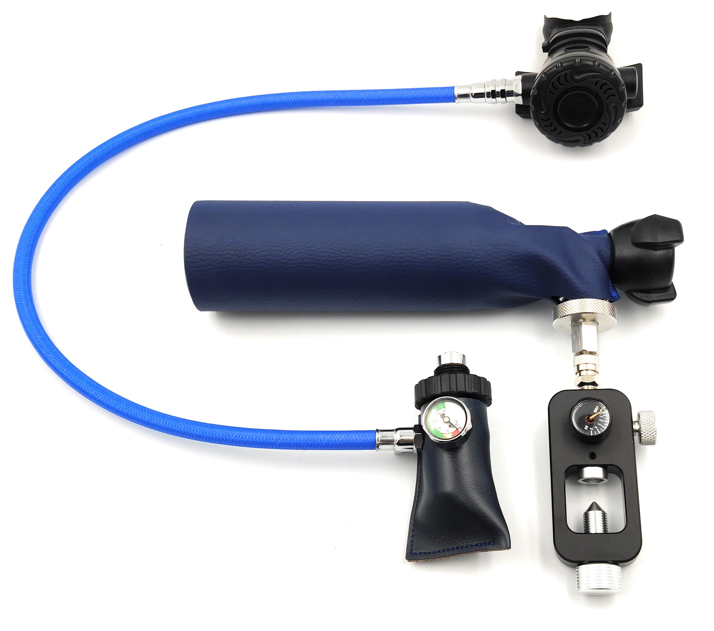 Mini Diving Tank Refillable in a Diving Club - Scuba Refill