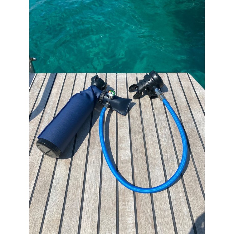 Scuba diving DIN kit 0,8 L / 50 cu in tank to breathe underwater