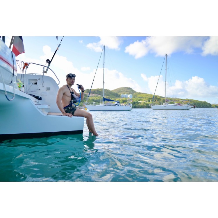 Scuba diving DIN kit 0,8 L / 50 cu in tank to breathe underwater